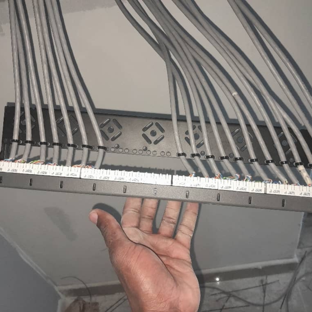 LAN Installations – Info-Relay Systems